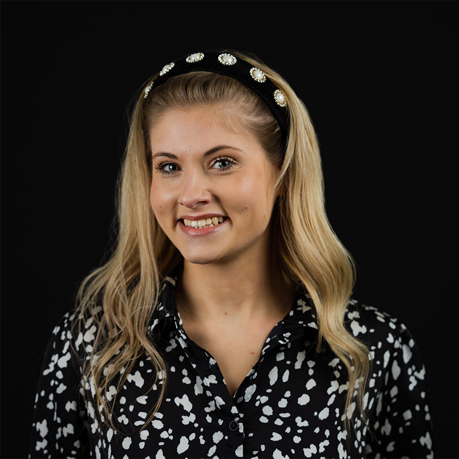 Shauna Gill's Instagram, Twitter & Facebook on IDCrawl